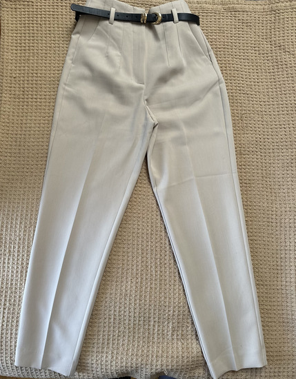 Zara pantalone