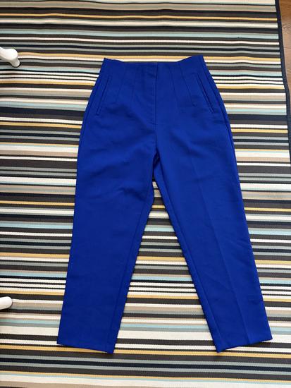 Nove Zara Royal poslovne pantalone M L