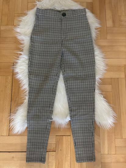 Zara karirane pantalone