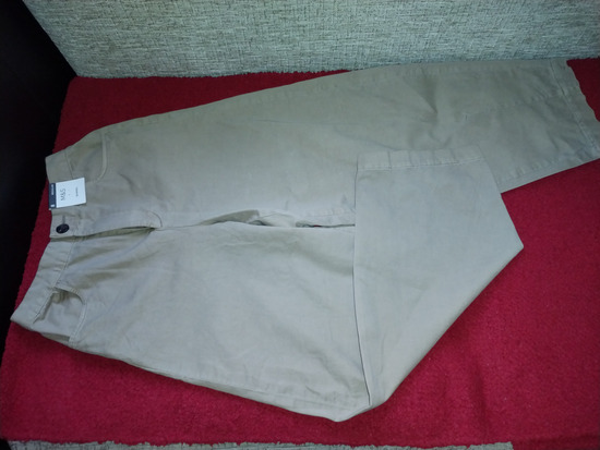 Nove M&S pantalone