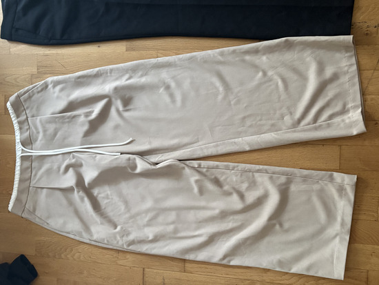 Zara pantalone