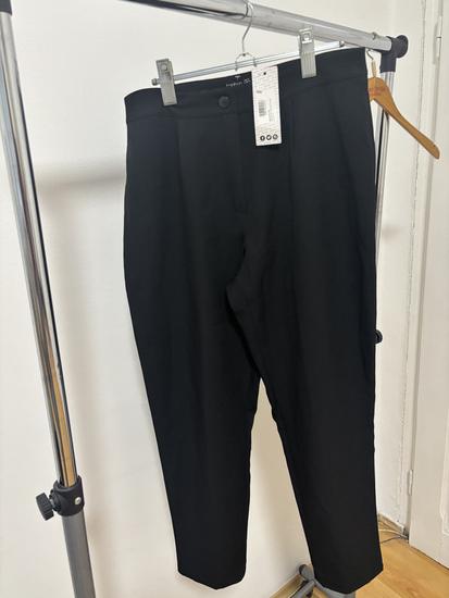 Crne elegantne pantalone L/XL