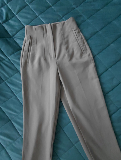 Zara pantalone dubok struk
