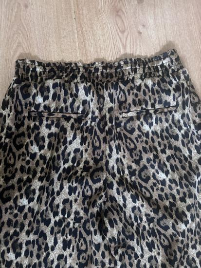 Zara pantalone
