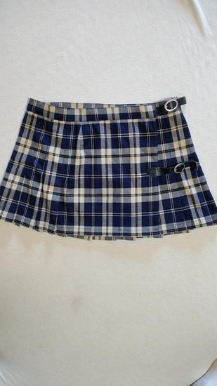 Brandy Melville karirana plisirana mini suknja