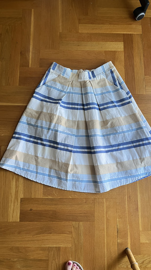 **ITALIJANSKA SUKNJA **DIVNIH BOJA__s/m