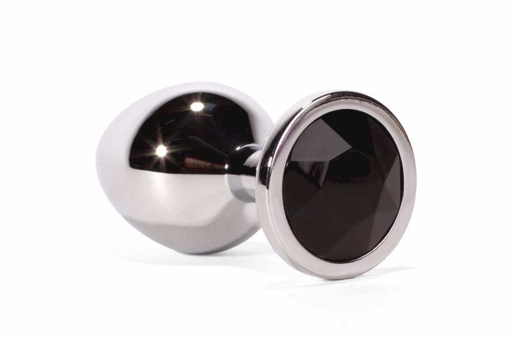 Metal plug black L