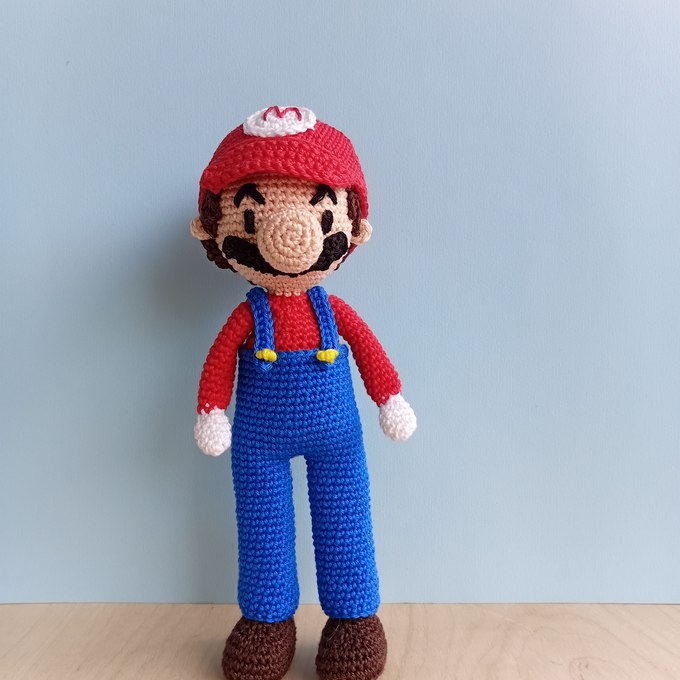Super Mario