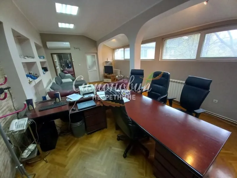 Izdavanje, poslovni prostor, 70m², Stari Košutnjak, Rakovica