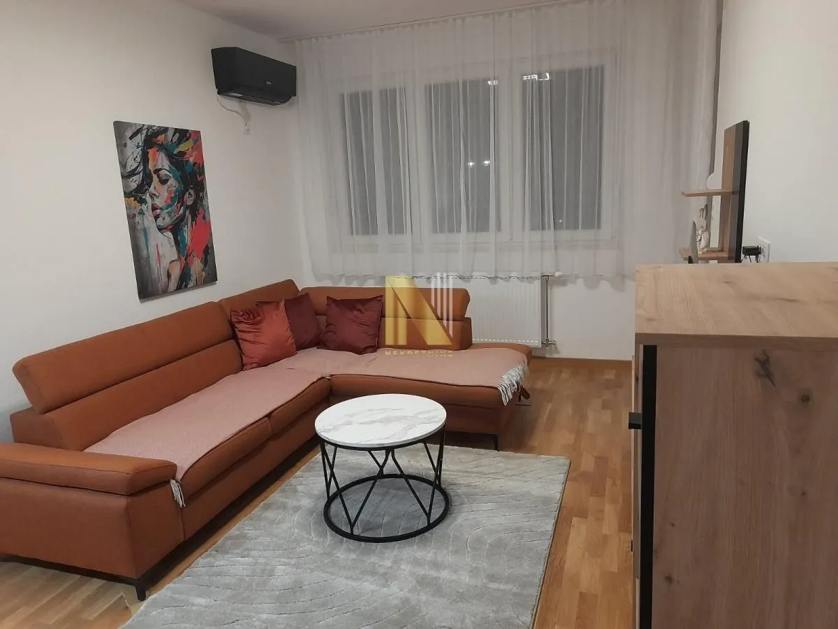 Izdavanje, dvosoban stan, 45m², Petrovaradin, Novi Sad