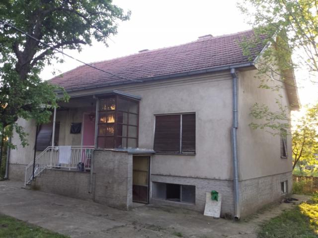Kuca u selo Gornje Stopanje