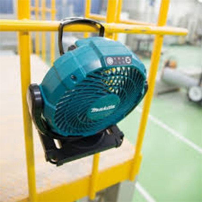 Makita Akumulatorski ventilator 10.8V / AC, CF100DZ