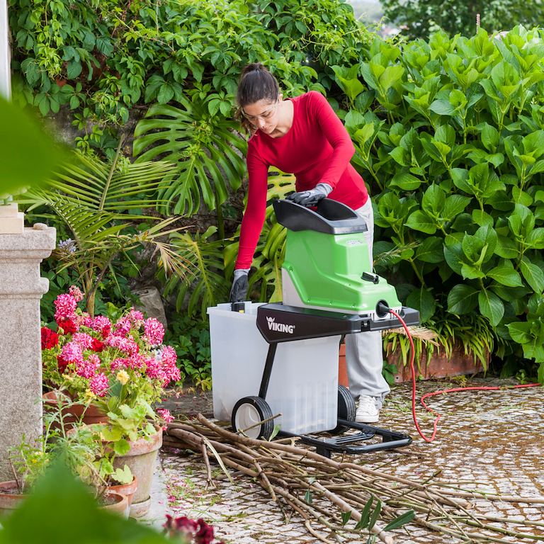 Viking – Kompaktna seckalica sa mehanizmom za sklapanje 2500 W – GE 140.1 L