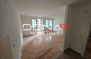 Prodajem Stan-Apartman, Zona III, Niš Grad