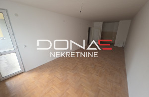 Prodajem Stan-Apartman, Zona III, Niš Grad