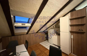 Prodajem Stan-Apartman, Sajam