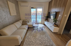 Prodajem Stan-Apartman, Petrovaradin, Novi Sad Okolica