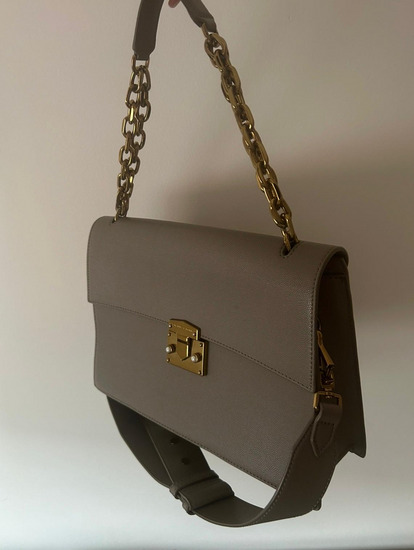 Charles&keith torba