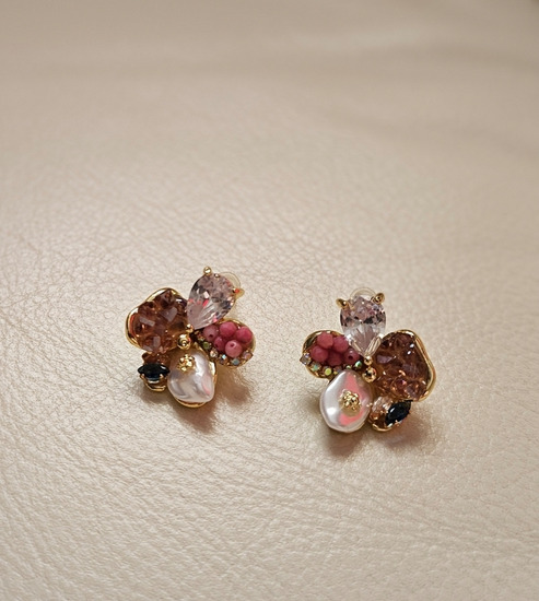 Beaded Crystal Stud Flower handmade minđuše