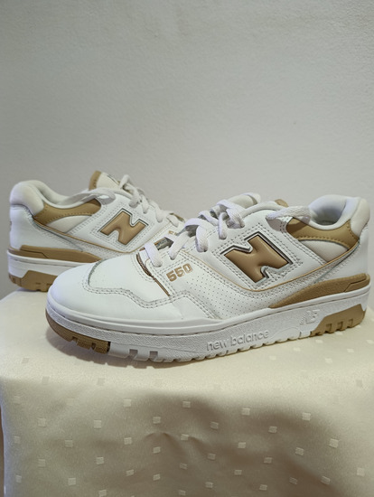 New Balance 550 patike br. 39