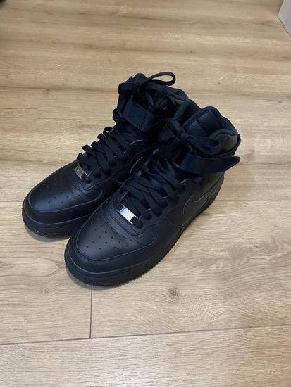 Nike AIRFORCE u odlicnom stanju