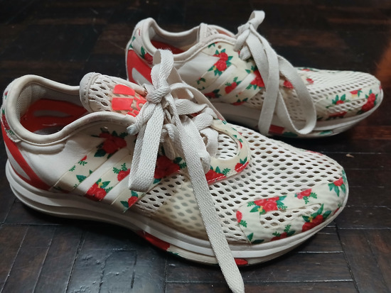 Adidas Stella Sport cvetne platnene patike, 36 2-3