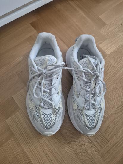 Lacoste L003 Neo Shot 39.5