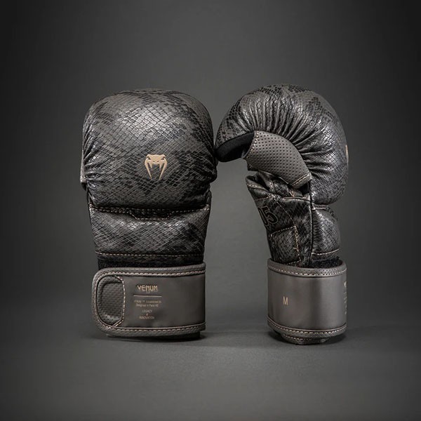 VENUM IMPACT EVO SCALES MMA SPARING RUKAVICE TAMNO SIVE M