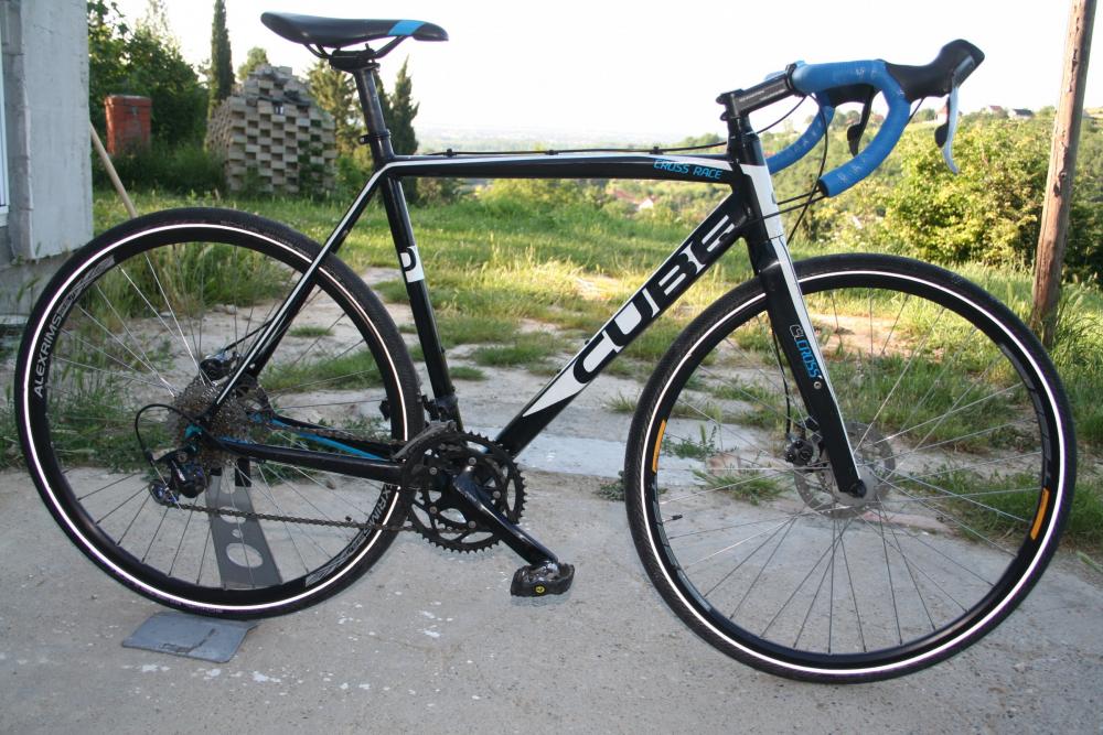 Cube gravel 56