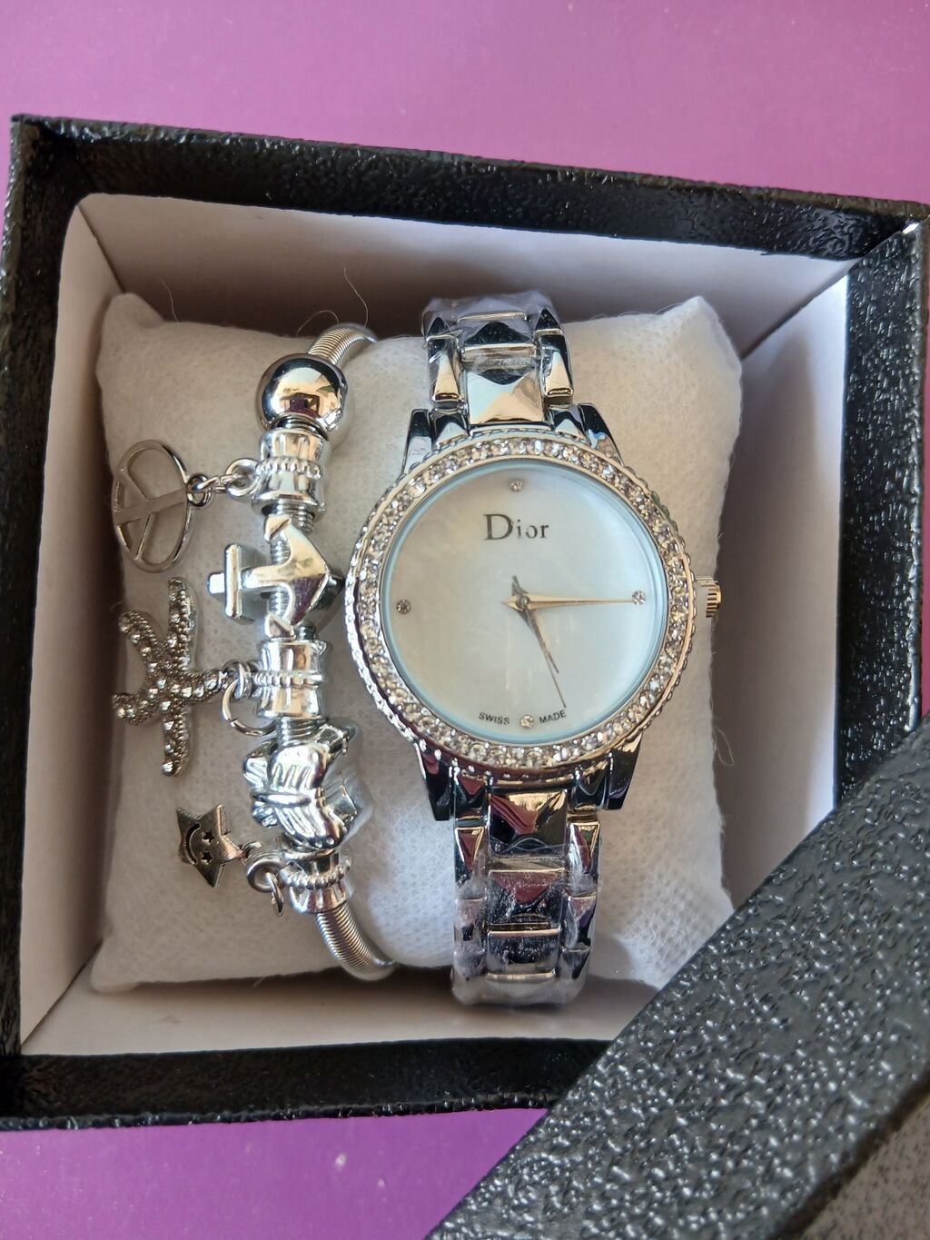 Dior set sat + narukvica - Elegantan ručni sat sa oznakom Dior, u
