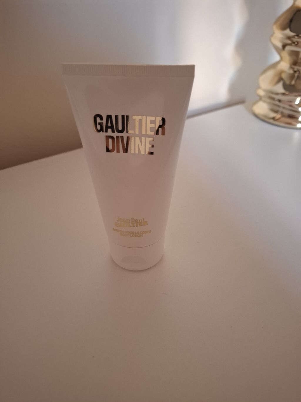 Jean Paul Gaultier Gaultier Divine – parfemisani losion za telo -