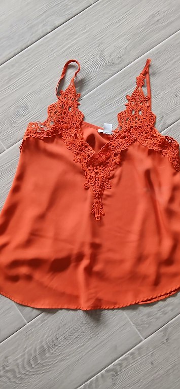 AMISU ženska majica na bretele - Model: top/camisole sa tankim
