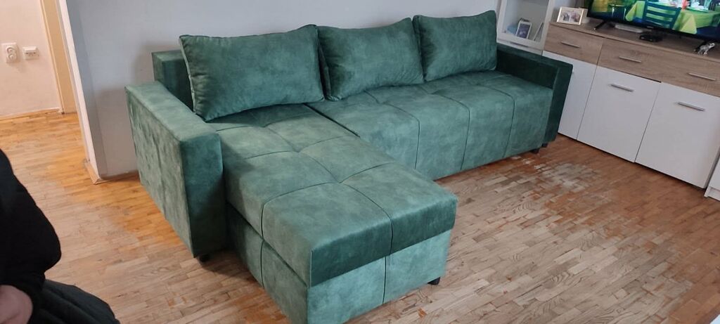 Ugaona garnktura NOVA 250x160 Za spavanje kad se razvuce 215x130 (Obe