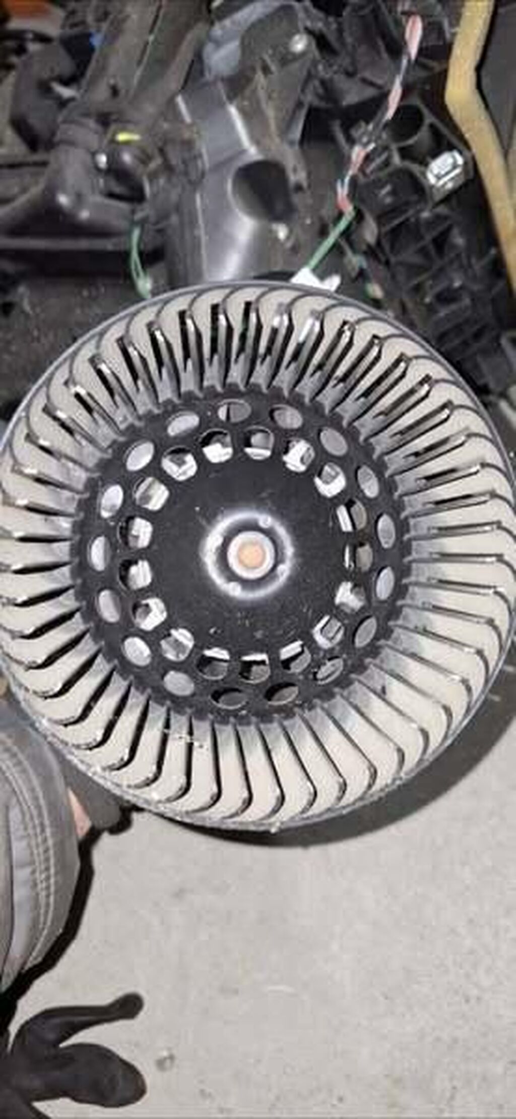 VENTILATOR KABINE ZA PEUGEOT 207 | ventilator kabine za peugeot 207
