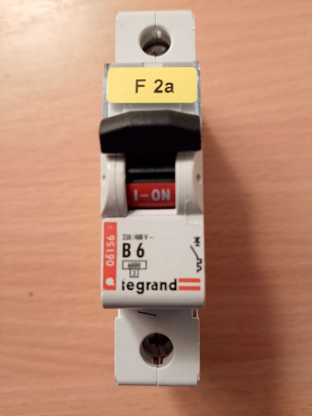 LEGRAND automatski osigurač B6 LEGRAND automatski osigurač B6
