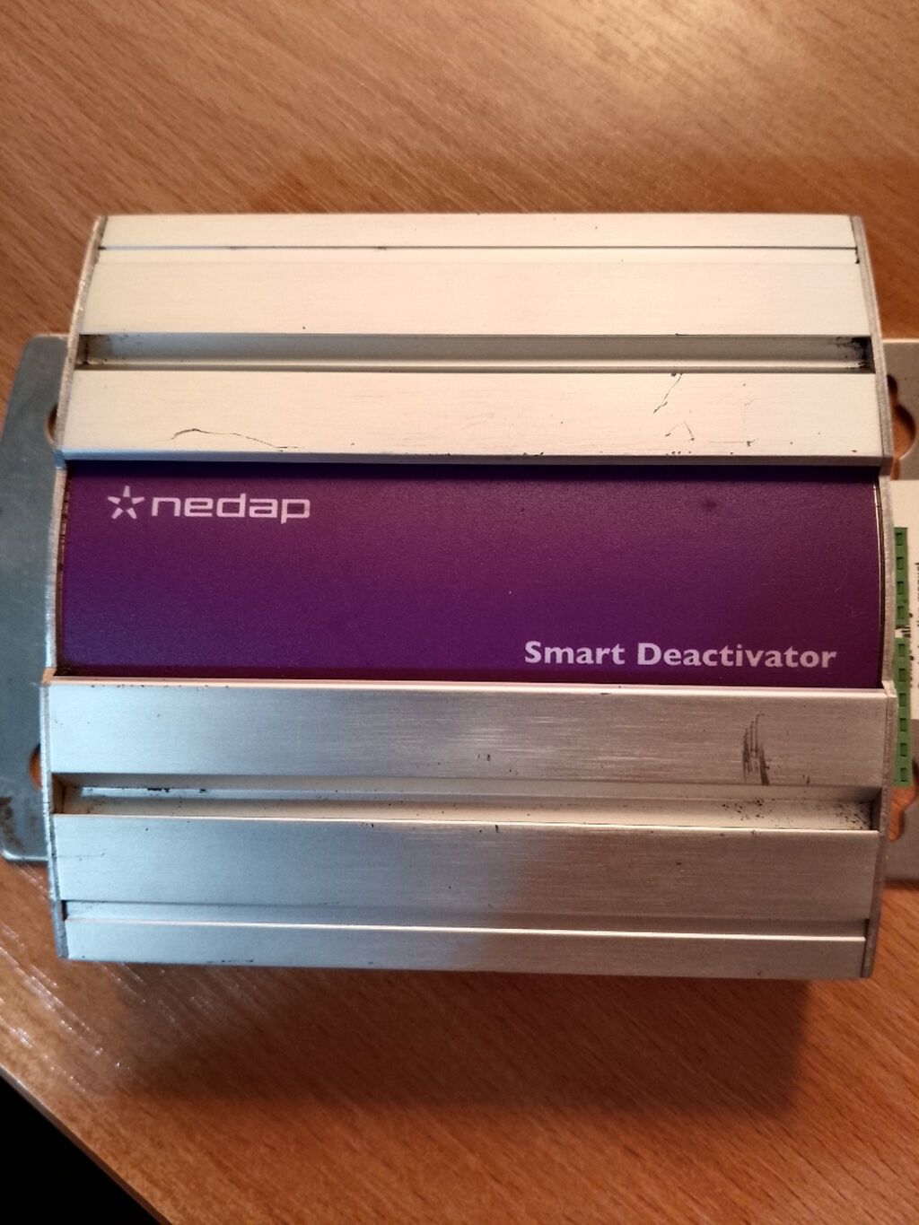 Nedap Smart Deactivator – jedinica za deaktivaciju EAS etiketa -