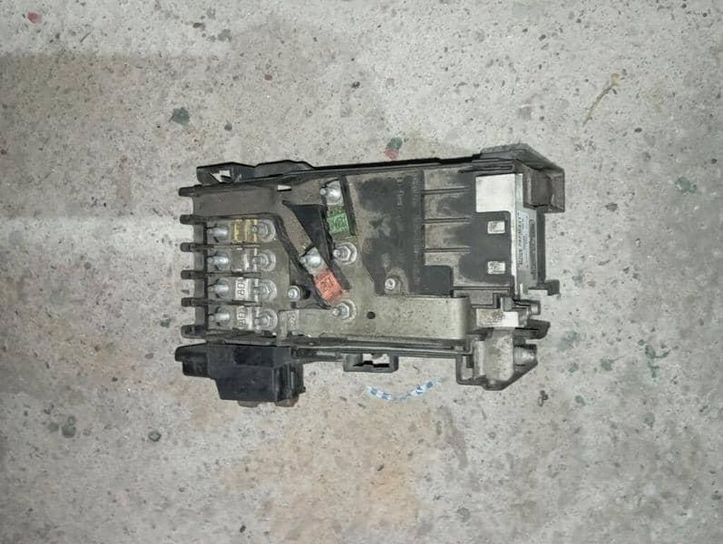 MODUL OSIGURACA PAMETNA KLEMA ZA PEUGEOT 3008 | Polovini delovi za