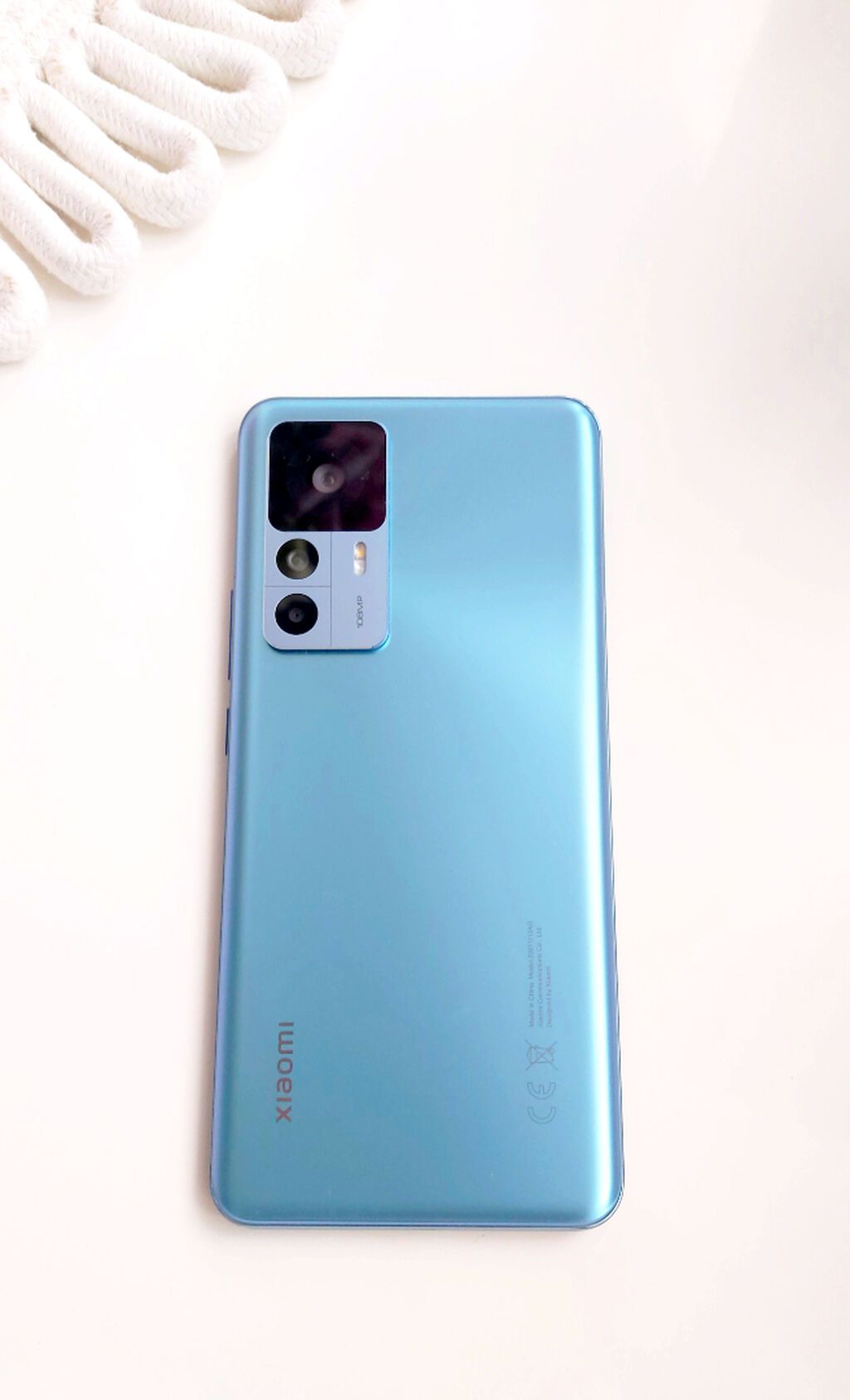 Prodajem Xiaomi 12T 8/128GB. Prvi vlasnik. Telefon potpuno ispravan i