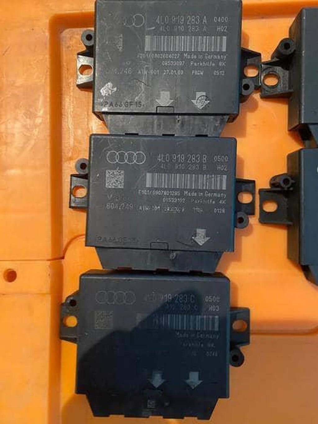 MODUL PARKING SENZORA ZA AUDI A4, A4 ALLROAD, A5 . OD 2004. DO 2016