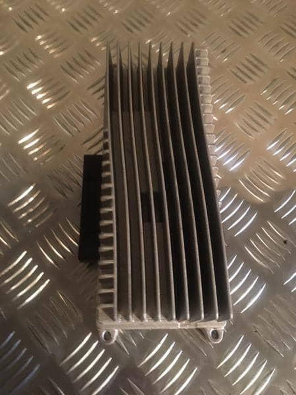 ELEKTRONIKA, MUZIKA, CENTRALE ZA AUDI A4, A4 ALLROAD, A5 . OD 2004