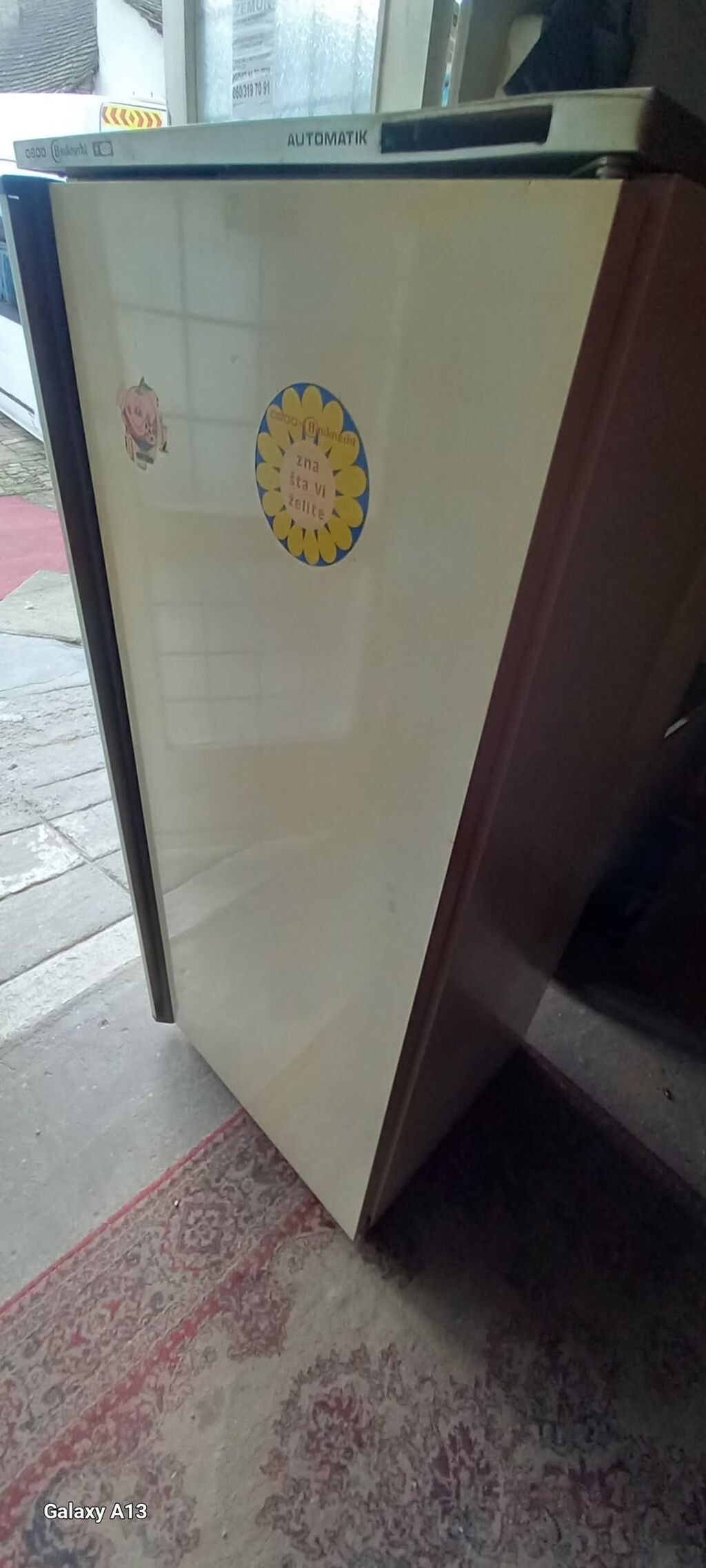 Dva Zamrzivača Sanducar 310l.i i fiokar 150cm.po 120eu.ispravni.Zemun