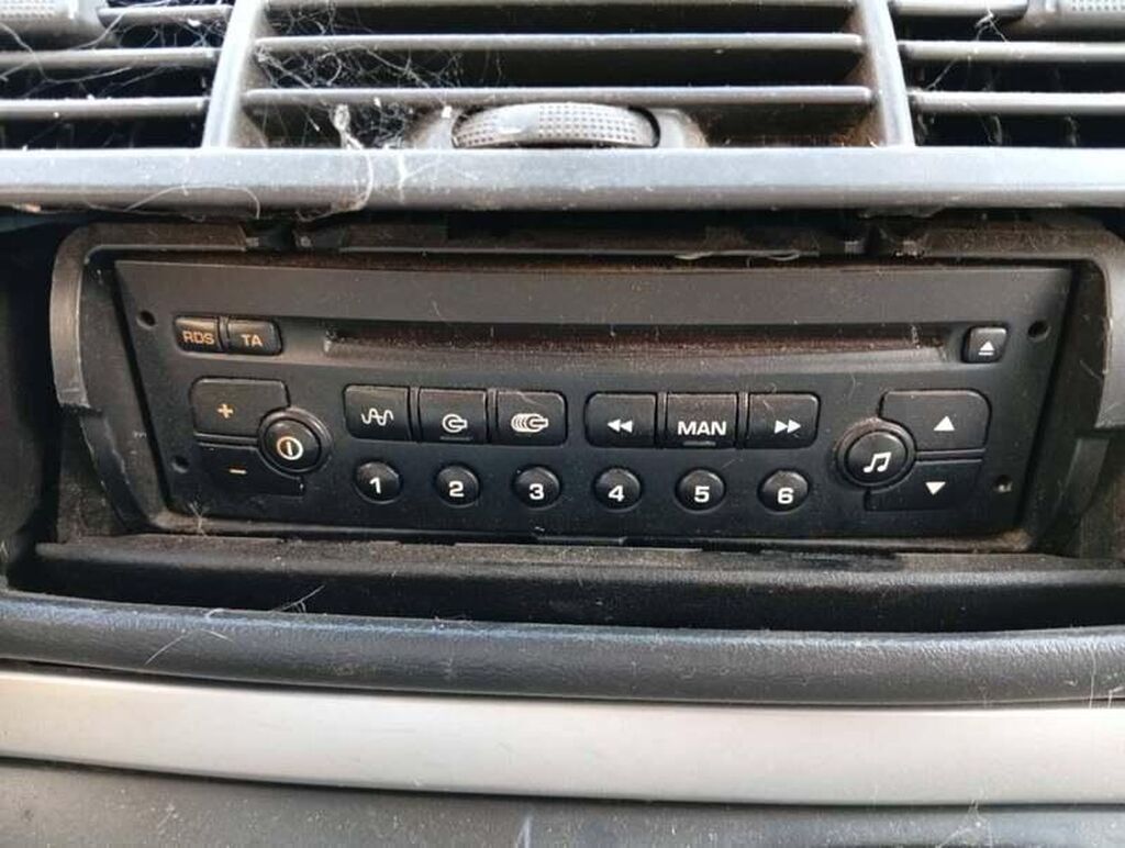 RADIO CD ZA PEUGEOT 806, 807 | ispravanfabrički