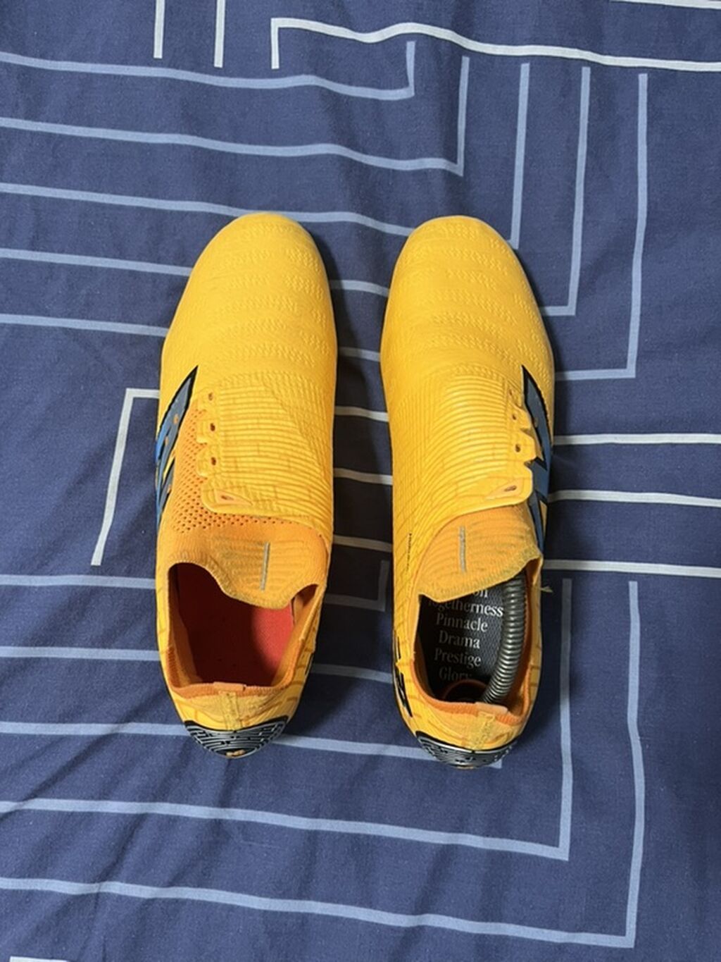 New Balance Furon kopačke za čvrste podloge (FG) – žuta/ crna boja -