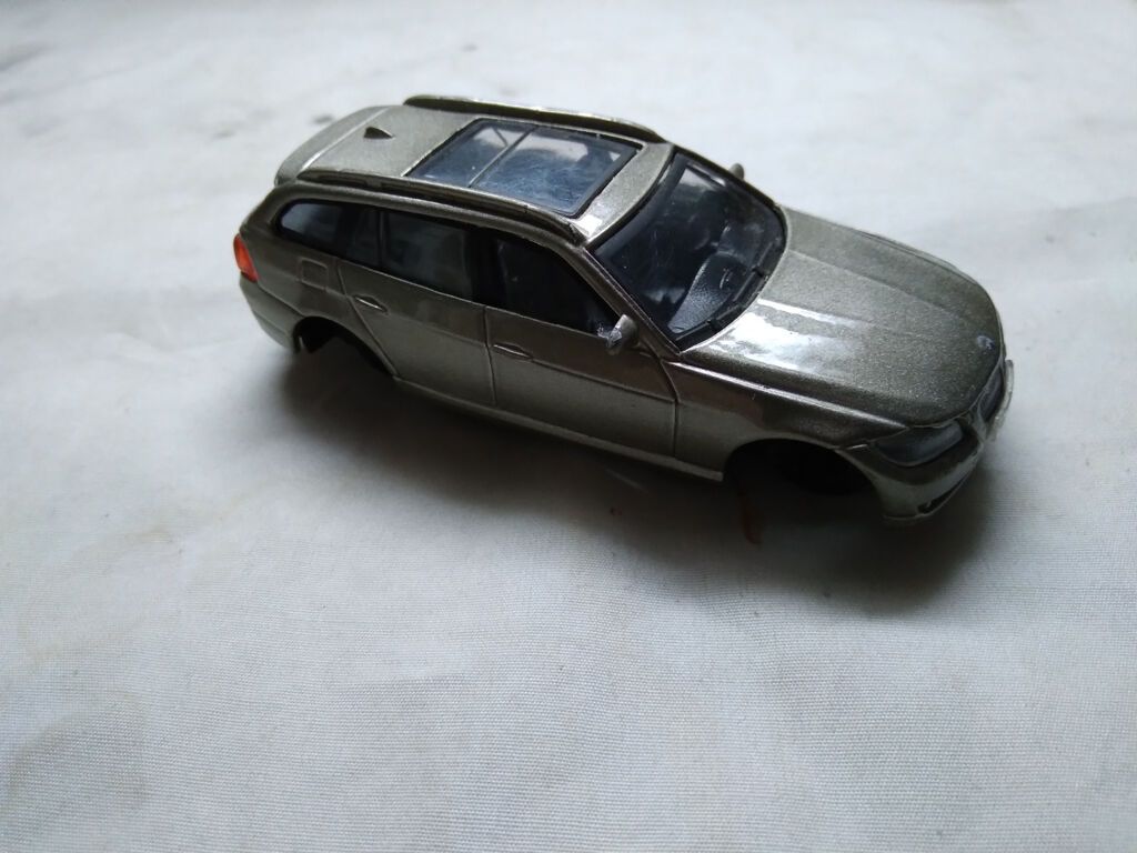 Burago BMW 3 Turing, BEZ TOCKOVA SA SLIKA