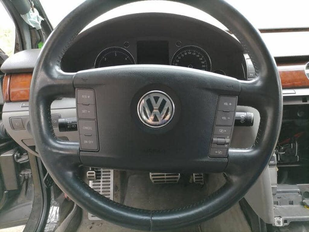 VOLAN ZA VOLKSWAGEN PHAETON, TOUAREG | Far, maska,hauba,branik