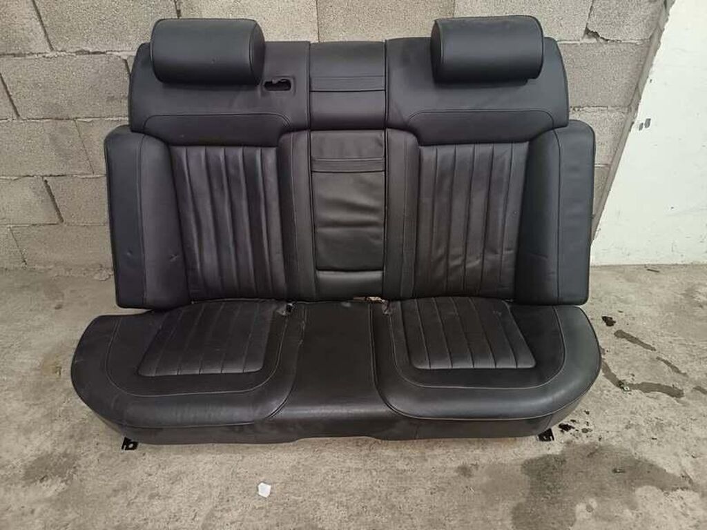 ZADNJE SEDIŠTE ZA VOLKSWAGEN PHAETON OD 2002. DO 2010. GOD. | Far
