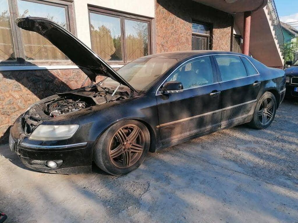 VOLKSWAGEN PHAETON 2002. GOD. - KOMPLETAN AUTO U DELOVIMA | Far