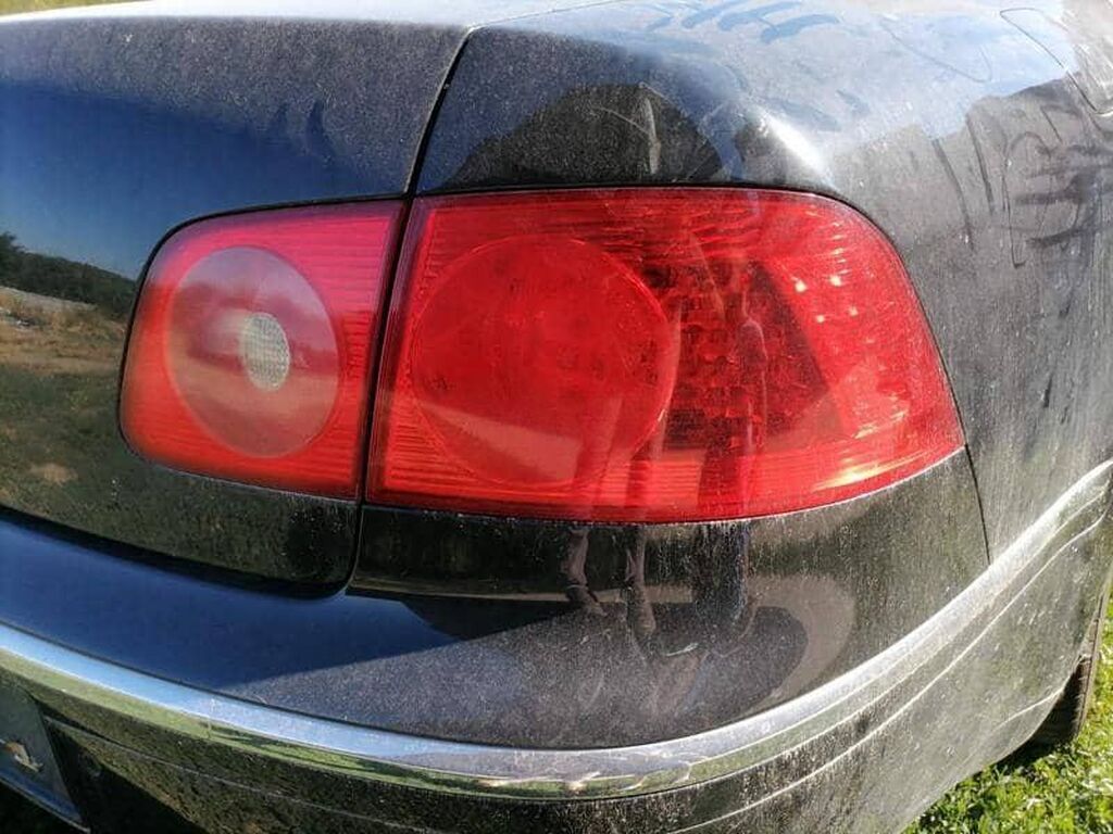 STOP SVETLA ZA VOLKSWAGEN PHAETON | Far, maska,hauba,branik