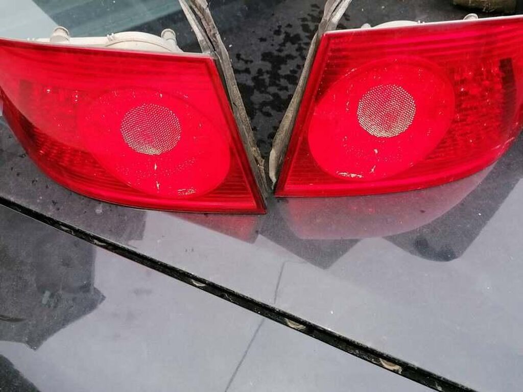 STOP SVETLA ZA VOLKSWAGEN PHAETON | Far, maska,hauba,branik
