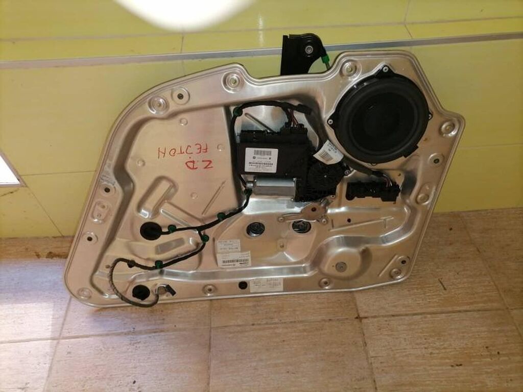 PODIZAC STAKLA ZA VOLKSWAGEN PHAETON | Far, maska,hauba,branik